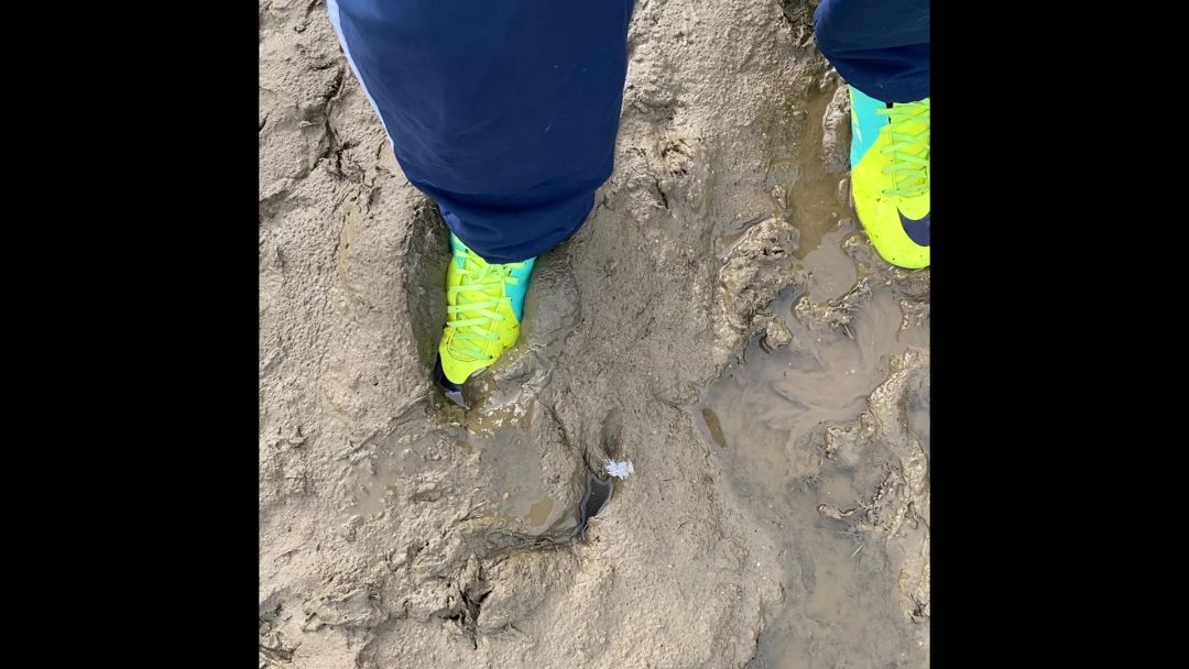 Muddy Yellow Nike Mercurial's 02: - UMD